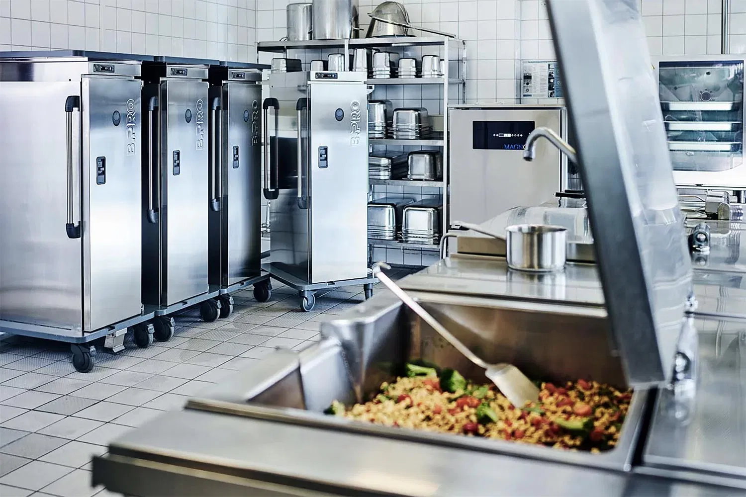 Hot Cabinets: The Culinary Cornerstone for Foodservice Excellence | Alpha Kitchen Factory